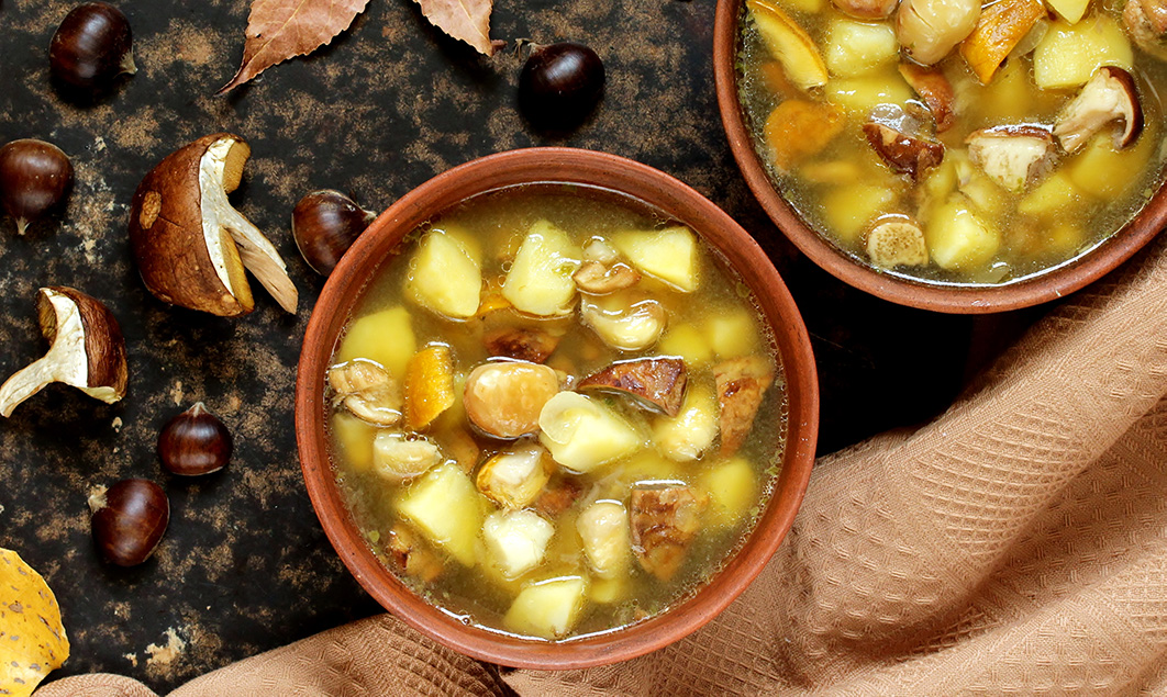 Mushroom, Chestnut and Potato Stew - Znam.si