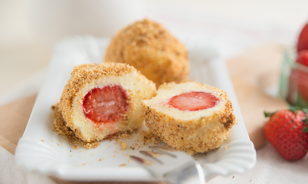 Skutini cmoki z jagodami - Znam.si