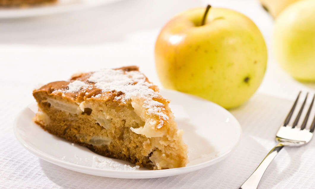 Pecivo z jabolki - Znam.si