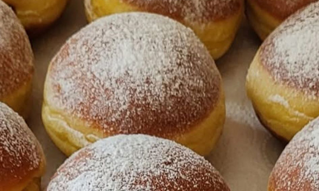 Domači mehki krofi – recept za popolne pustne krofe - Znam.si